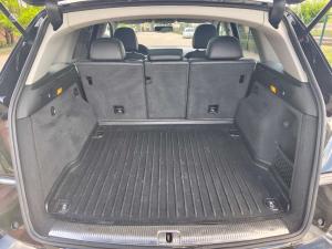 Black Audi Q5 2014 in Siauliai, with an engine capacity of 3.00 L and mileage of 262 thousand km for 8400 €, photo 17 on AUTOMOTO.COM.LV