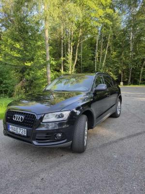 Melns Audi Q5 2014 Viļņa, ar dzinēja tilpumu 2.97 L un nobraukumu 320 tūkst. km par 10800 €, foto  vietnē AUTOMOTO.COM.LV