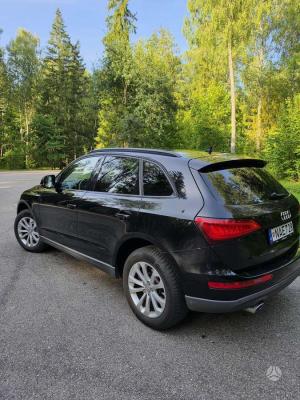 Melns Audi Q5 2014 Viļņa, ar dzinēja tilpumu 2.97 L un nobraukumu 320 tūkst. km par 10800 €, foto 4 vietnē AUTOMOTO.COM.LV