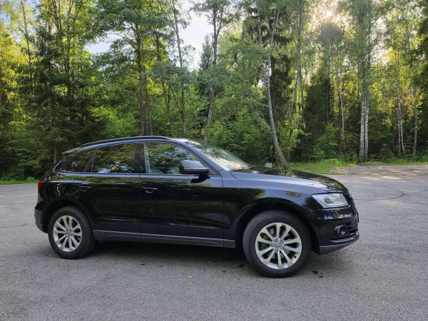 Black Audi Q5 2014 in Vilnius, with an engine capacity of 2.97 L and mileage of 320 thousand km for 10800 €, photo 8 on AUTOMOTO.COM.LV