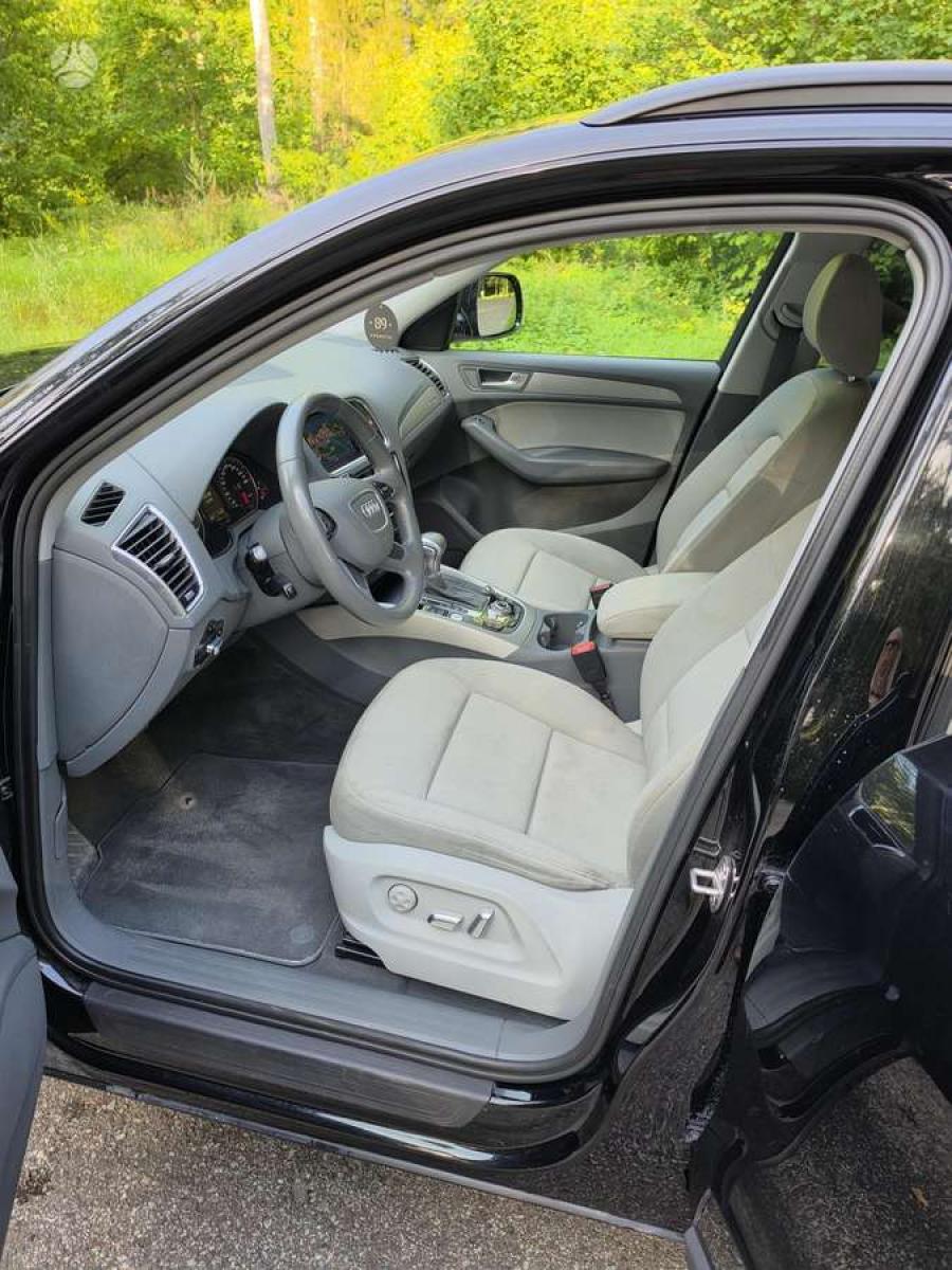 Melns Audi Q5 2014 Viļņa, ar dzinēja tilpumu 2.97 L un nobraukumu 320 tūkst. km par 10800 €, foto 10 vietnē AUTOMOTO.COM.LV