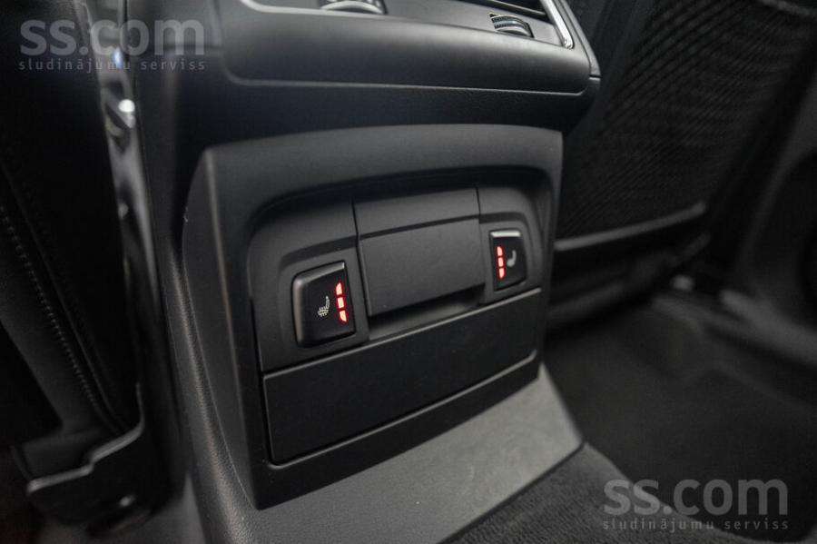 Melns Audi Q5 2014 Rīga, ar dzinēja tilpumu 3.00 L un nobraukumu 263 tūkst. km par 13990 €, foto 31 vietnē AUTOMOTO.COM.LV