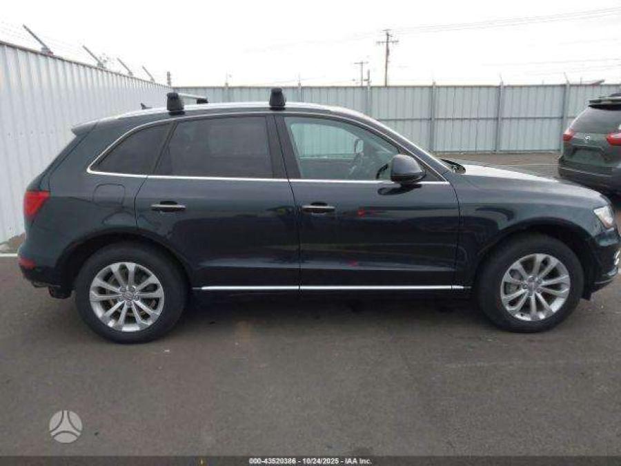 Black Audi Q5 2015 in Klaipeda, with an engine capacity of 1.98 L and mileage of 131 thousand km for 5300 €, photo 13 on AUTOMOTO.COM.LV