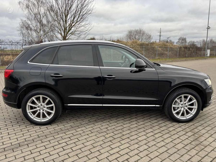 Black Audi Q5 2015 in Marijampole, with an engine capacity of 2.00 L and mileage of 167 thousand km for 15600 €, photo 4 on AUTOMOTO.COM.LV