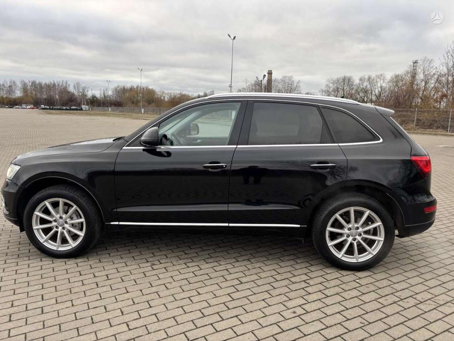 Black Audi Q5 2015 in Marijampole, with an engine capacity of 2.00 L and mileage of 167 thousand km for 15600 €, photo 7 on AUTOMOTO.COM.LV