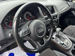 Black Audi Q5 2015 in Marijampole, with an engine capacity of 2.00 L and mileage of 167 thousand km for 15600 €, photo 11 on AUTOMOTO.COM.LV