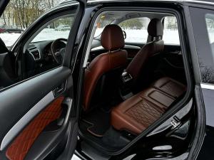 Black Audi Q5 2015 in Klaipeda, with an engine capacity of 2.00 L and mileage of 389 thousand km for 10900 €, photo 8 on AUTOMOTO.COM.LV