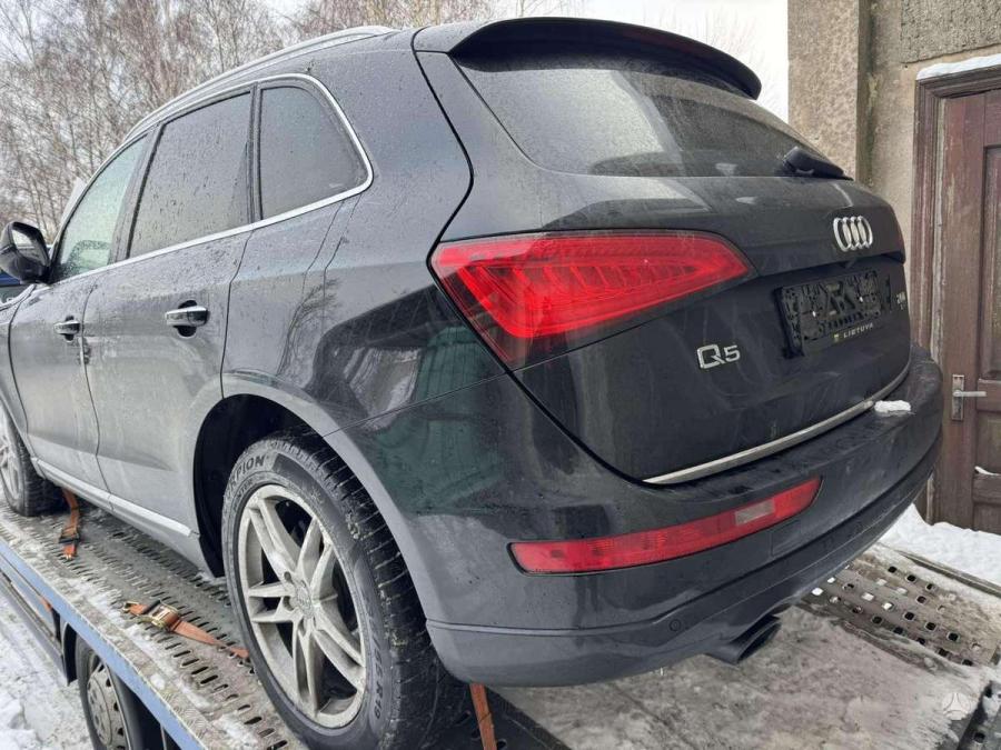 Black Audi Q5 2015 in Palanga, with an engine capacity of 1.98 L and mileage of 230 thousand km for 4999 €, photo 4 on AUTOMOTO.COM.LV