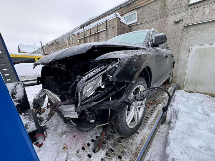 Black Audi Q5 2015 in Palanga, with an engine capacity of 1.98 L and mileage of 230 thousand km for 4999 €, photo 5 on AUTOMOTO.COM.LV
