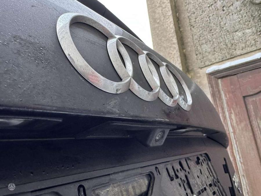 Black Audi Q5 2015 in Palanga, with an engine capacity of 1.98 L and mileage of 230 thousand km for 4999 €, photo 13 on AUTOMOTO.COM.LV