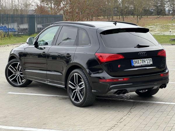 Black Audi Q5 2015 in Jonava, with an engine capacity of 3.00 L and mileage of 298 thousand km for 13999 €, photo 6 on AUTOMOTO.COM.LV