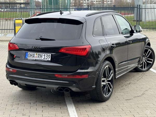 Black Audi Q5 2015 in Jonava, with an engine capacity of 3.00 L and mileage of 298 thousand km for 13999 €, photo 9 on AUTOMOTO.COM.LV