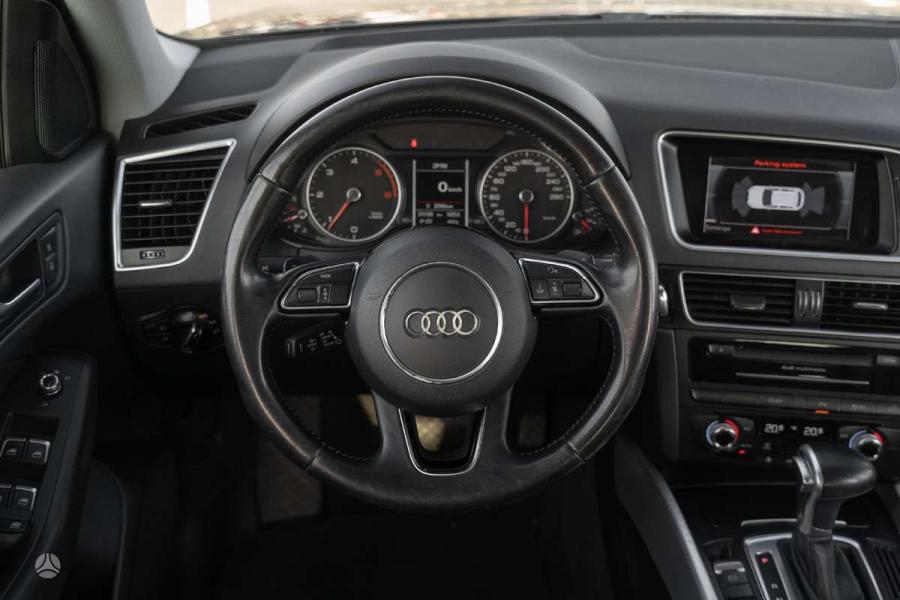 Black Audi Q5 2015 in Vilnius, with an engine capacity of 1.97 L and mileage of 215 thousand km for 14900 €, photo 22 on AUTOMOTO.COM.LV