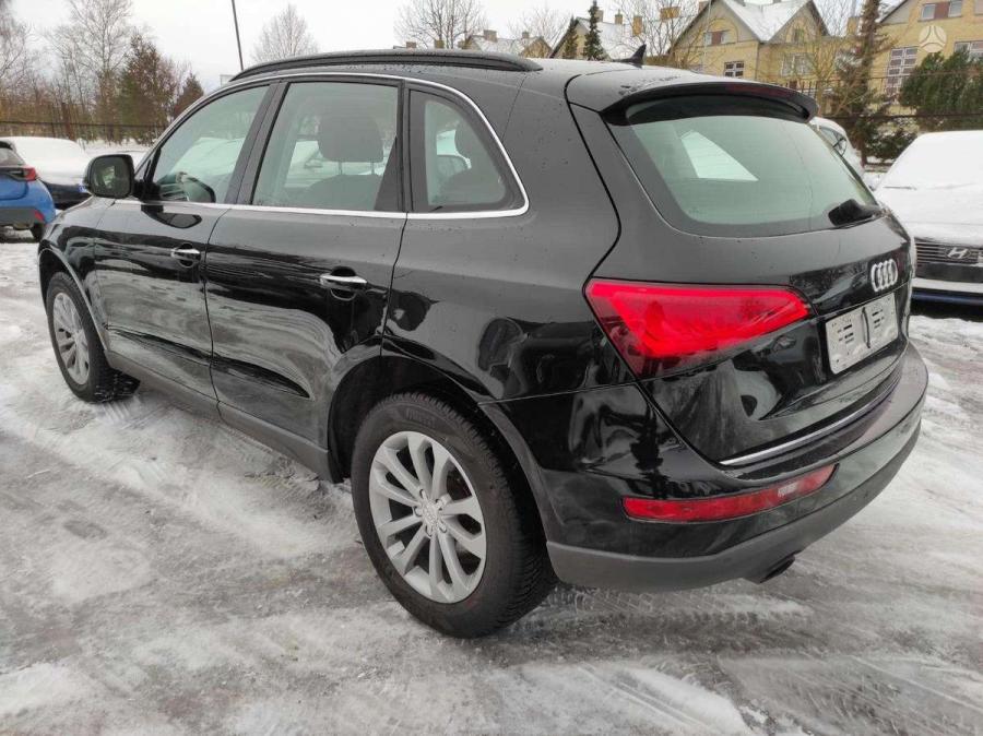 Black Audi Q5 2015 in Panevezys, with an engine capacity of 1.97 L and mileage of 260 thousand km for 12500 €, photo 8 on AUTOMOTO.COM.LV