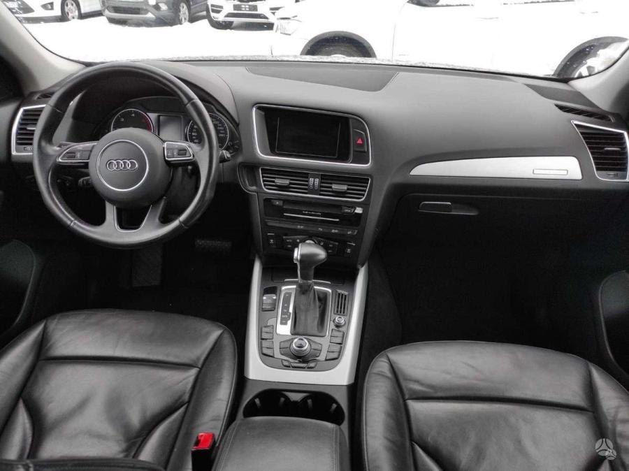 Black Audi Q5 2015 in Panevezys, with an engine capacity of 1.97 L and mileage of 260 thousand km for 12500 €, photo 15 on AUTOMOTO.COM.LV