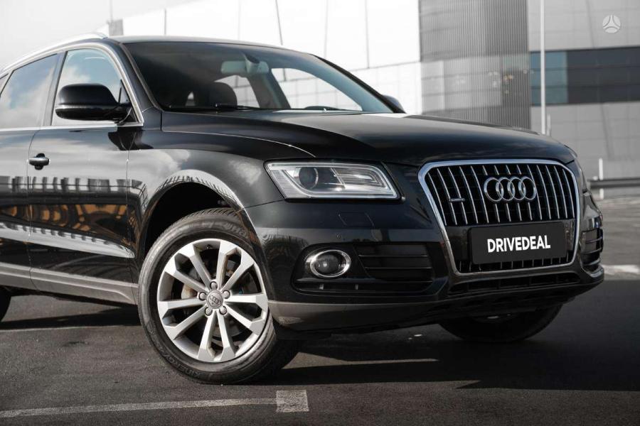 Black Audi Q5 2015 in Vilnius, with an engine capacity of 1.97 L and mileage of 215 thousand km for 14900 €, photo 2 on AUTOMOTO.COM.LV