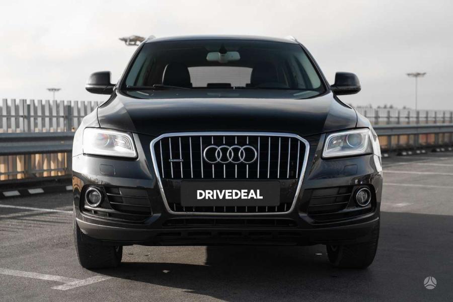 Black Audi Q5 2015 in Vilnius, with an engine capacity of 1.97 L and mileage of 215 thousand km for 14900 €, photo 14 on AUTOMOTO.COM.LV