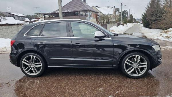 Black Audi Q5 2015 in Prienai, with an engine capacity of 2.97 L and mileage of 269 thousand km for 15600 €, photo 3 on AUTOMOTO.COM.LV
