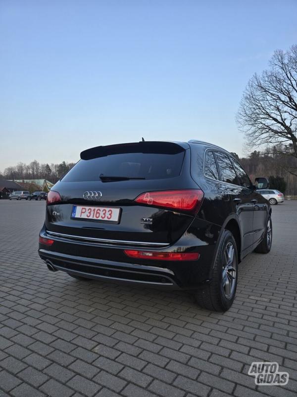 Melns Audi Q5 2015 Viļņa, ar dzinēja tilpumu 2.00 L un nobraukumu 225 tūkst. km par 14950 €, foto 5 vietnē AUTOMOTO.COM.LV