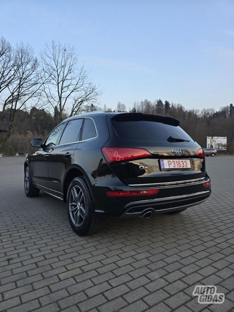 Black Audi Q5 2015 in Vilnius, with an engine capacity of 2.00 L and mileage of 225 thousand km for 14950 €, photo 6 on AUTOMOTO.COM.LV