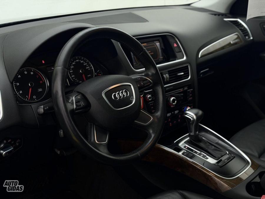 Черный Ауди Ку 5 2015 в Авиженяй, объемом двигателя 2.00 л и пробегом 192 тыс. км за 13000 €, фото 10 на AUTOMOTO.COM.LV