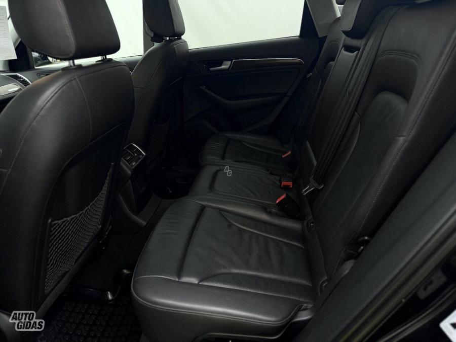 Черный Ауди Ку 5 2015 в Авиженяй, объемом двигателя 2.00 л и пробегом 192 тыс. км за 13000 €, фото 12 на AUTOMOTO.COM.LV