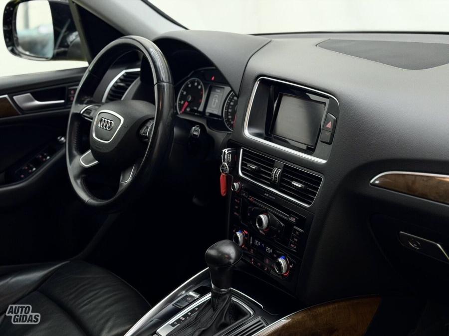 Черный Ауди Ку 5 2015 в Авиженяй, объемом двигателя 2.00 л и пробегом 192 тыс. км за 13000 €, фото 17 на AUTOMOTO.COM.LV