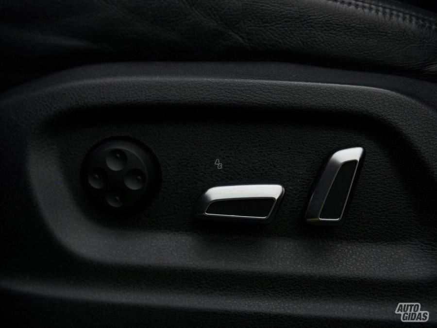 Черный Ауди Ку 5 2015 в Авиженяй, объемом двигателя 2.00 л и пробегом 192 тыс. км за 13000 €, фото 22 на AUTOMOTO.COM.LV