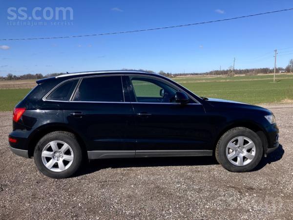 Black Audi Q5 2015 in Talsi, with an engine capacity of 2.00 L and mileage of 233 thousand km for 14500 €, photo 2 on AUTOMOTO.COM.LV