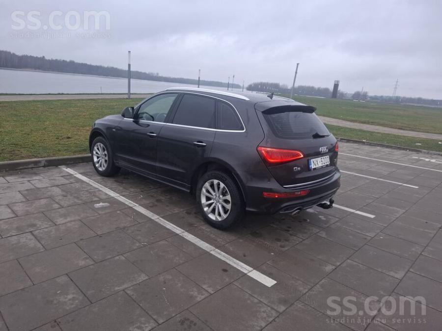 Black Audi Q5 2015 in Ogre, with an engine capacity of 3.00 L and mileage of 244 thousand km for 12950 €, photo 15 on AUTOMOTO.COM.LV