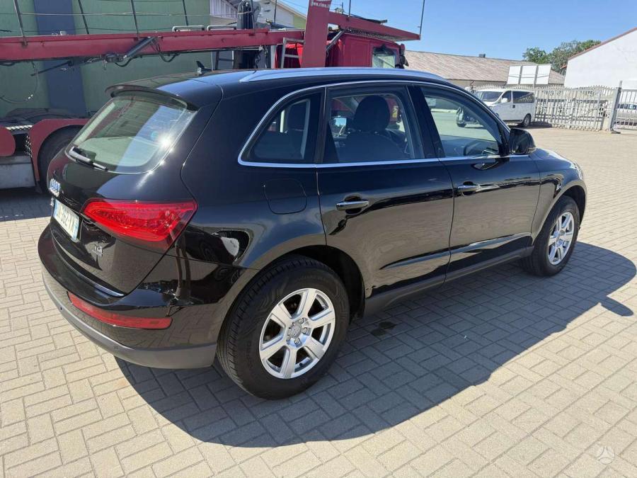 Melns Audi Q5 2015 Tauragė, ar dzinēja tilpumu 1.97 L un nobraukumu 289 tūkst. km par 10500 €, foto 6 vietnē AUTOMOTO.COM.LV