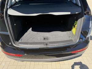 Melns Audi Q5 2015 Tauragė, ar dzinēja tilpumu 1.97 L un nobraukumu 289 tūkst. km par 10500 €, foto 24 vietnē AUTOMOTO.COM.LV
