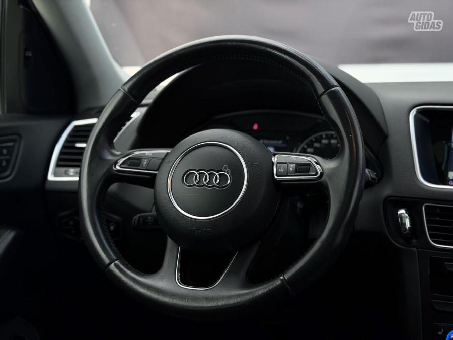 Melns Audi Q5 2015 Avižieniai, ar dzinēja tilpumu 3.00 L un nobraukumu 232 tūkst. km par 12000 €, foto 20 vietnē AUTOMOTO.COM.LV