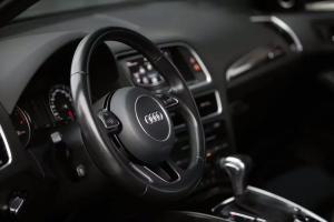 Melns Audi Q5 2015 Jelgava, ar dzinēja tilpumu 2.00 L un nobraukumu 157 tūkst. km par 16990 €, foto 21 vietnē AUTOMOTO.COM.LV