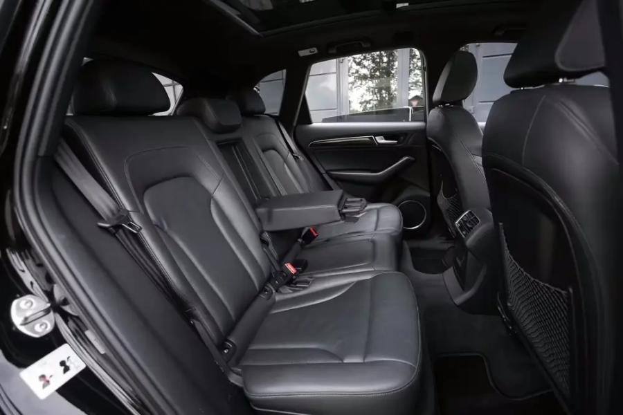 Melns Audi Q5 2015 Jelgava, ar dzinēja tilpumu 2.00 L un nobraukumu 157 tūkst. km par 16990 €, foto 32 vietnē AUTOMOTO.COM.LV