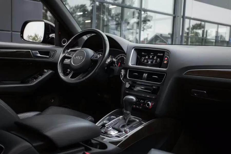 Melns Audi Q5 2015 Jelgava, ar dzinēja tilpumu 2.00 L un nobraukumu 157 tūkst. km par 16990 €, foto 34 vietnē AUTOMOTO.COM.LV