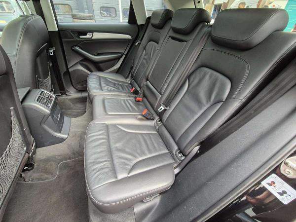 Black Audi Q5 2015 in Vilnius, with an engine capacity of 1.98 L and mileage of 143 thousand km for 6900 €, photo 10 on AUTOMOTO.COM.LV