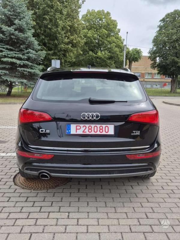 Black Audi Q5 2015 in Siauliai, with an engine capacity of 1.97 L and mileage of 329 thousand km for 12800 €, photo 4 on AUTOMOTO.COM.LV