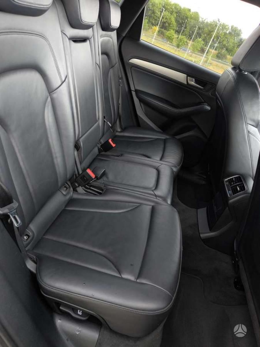 Melns Audi Q5 2015 Viļņa, ar dzinēja tilpumu 1.97 L un nobraukumu 210 tūkst. km par 12800 €, foto 20 vietnē AUTOMOTO.COM.LV