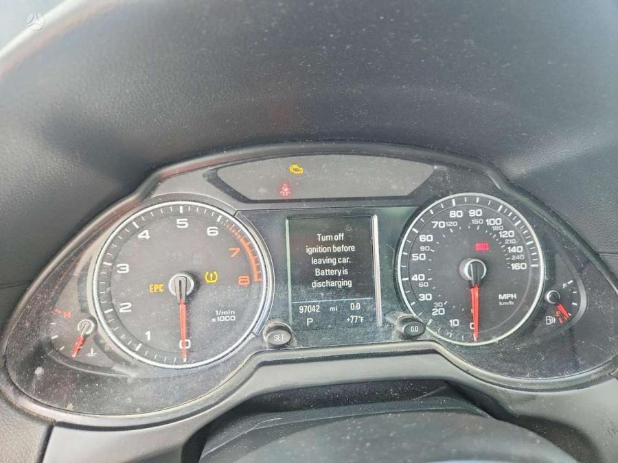 Black Audi Q5 2015 in Vilnius, with an engine capacity of 3.00 L and mileage of 156 thousand km for 6900 €, photo 15 on AUTOMOTO.COM.LV