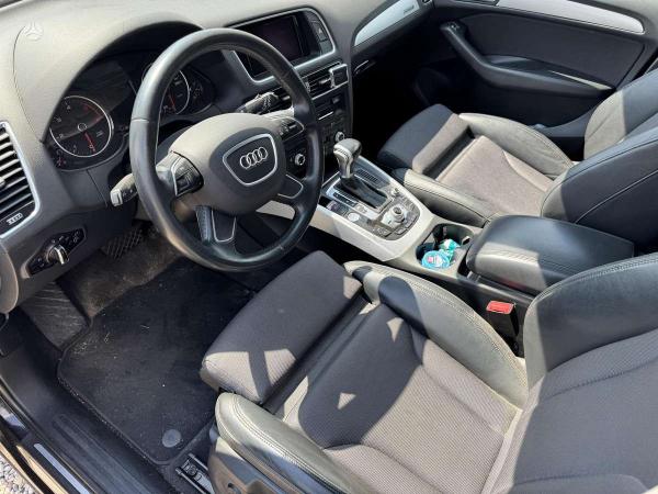 Melns Audi Q5 2015 Alīta, ar dzinēja tilpumu 2.00 L un nobraukumu 175 tūkst. km par 9950 €, foto 7 vietnē AUTOMOTO.COM.LV