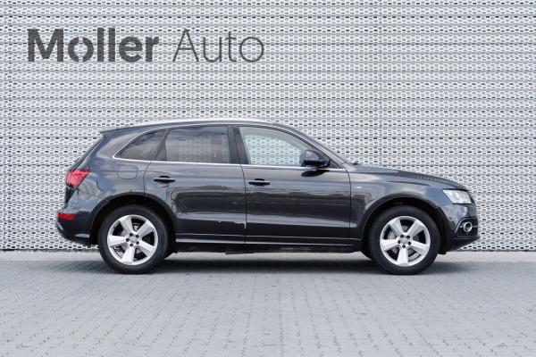 Black Audi Q5 2015 in Marupe, with an engine capacity of 2.00 L and mileage of 240 thousand km for 11950 €, photo 5 on AUTOMOTO.COM.LV