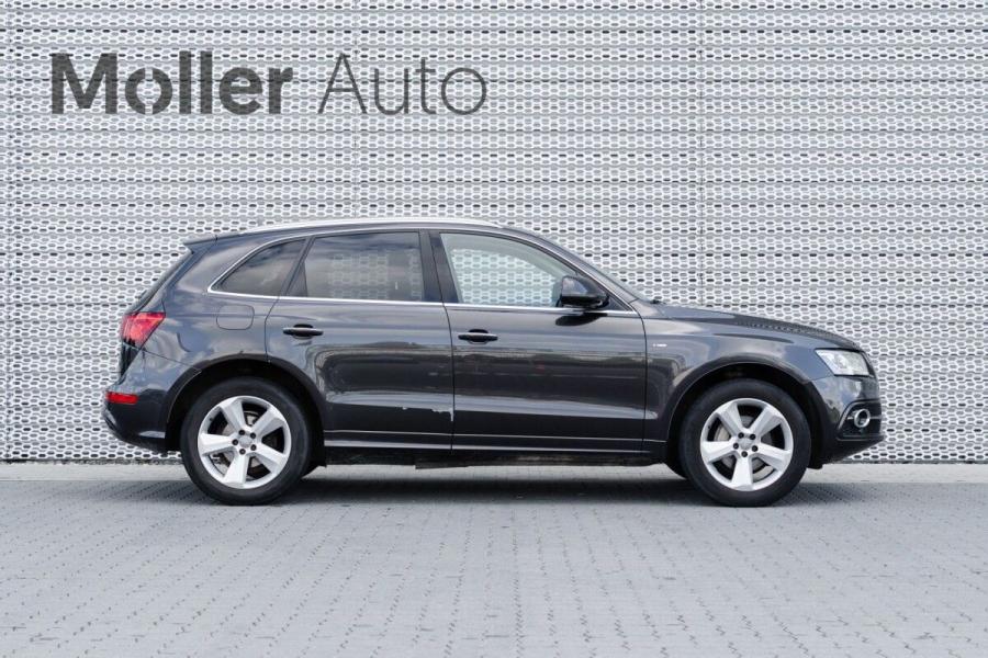 Black Audi Q5 2015 in Marupe, with an engine capacity of 2.00 L and mileage of 240 thousand km for 11950 €, photo 6 on AUTOMOTO.COM.LV