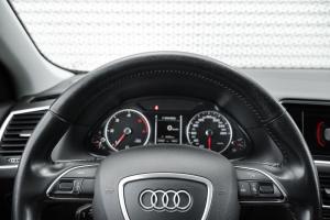 Black Audi Q5 2015 in Marupe, with an engine capacity of 2.00 L and mileage of 240 thousand km for 11950 €, photo 11 on AUTOMOTO.COM.LV