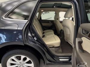 Black Audi Q5 2015 in Vilnius, with an engine capacity of 1.98 L and mileage of 127 thousand km for 12900 €, photo 12 on AUTOMOTO.COM.LV