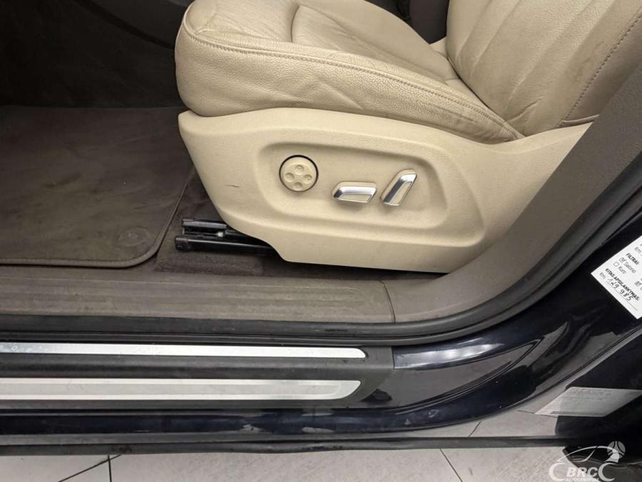 Black Audi Q5 2015 in Vilnius, with an engine capacity of 1.98 L and mileage of 127 thousand km for 12900 €, photo 24 on AUTOMOTO.COM.LV