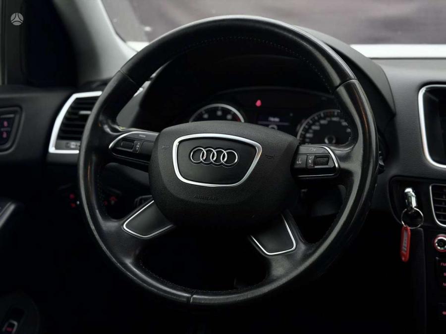 Black Audi Q5 2015 in Vilnius, with an engine capacity of 1.98 L and mileage of 192 thousand km for 11999 €, photo 19 on AUTOMOTO.COM.LV