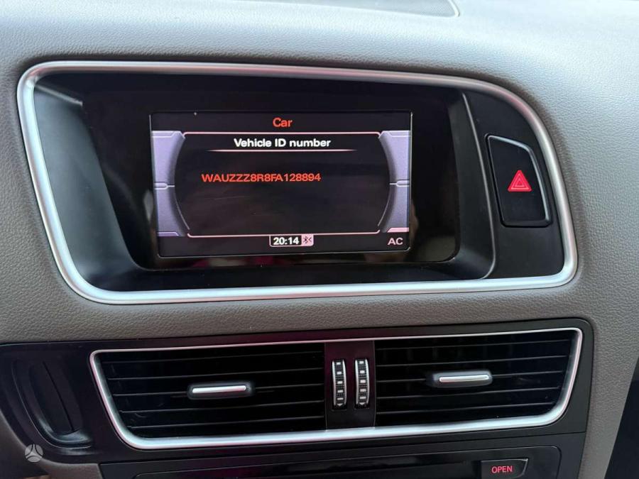 Черный Ауди Ку 5 2015 в Таураге, объемом двигателя 1.97 л и пробегом 210 тыс. км за 12900 €, фото 21 на AUTOMOTO.COM.LV