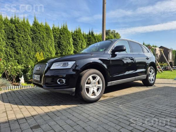 Black Audi Q5 2015 in Cesis, with an engine capacity of 2.00 L and mileage of 394 thousand km for 12500 €, photo 1 on AUTOMOTO.COM.LV