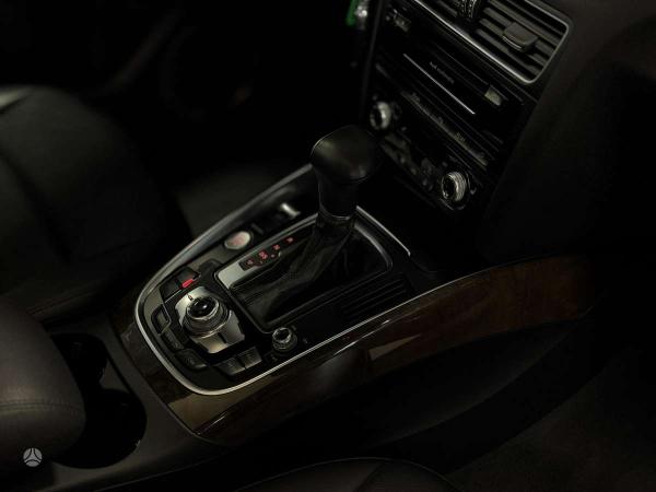 Black Audi Q5 2015 in Klaipeda, with an engine capacity of 3.00 L and mileage of 147 thousand km for 14500 €, photo 5 on AUTOMOTO.COM.LV